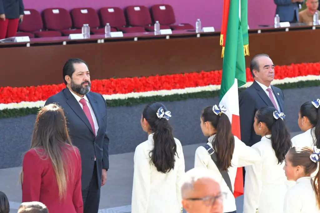 Congreso local Participa en homenaje a la Bandera Nacional – EL LIBERAL ...